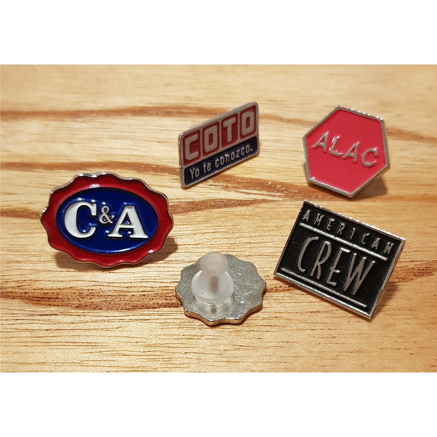 Pines con relieve y pintados | Llavecorp